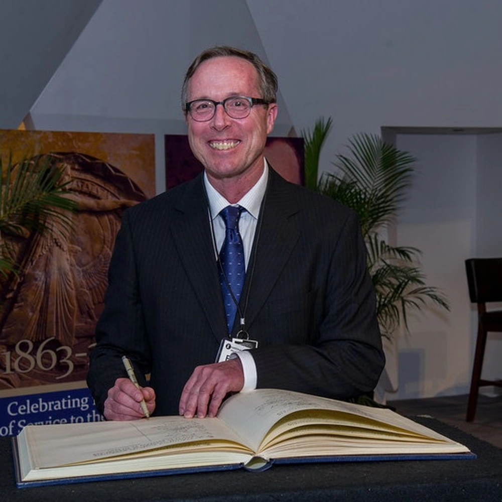 Carnegie Science Earth and Planets Director Richard Carlson receives ...